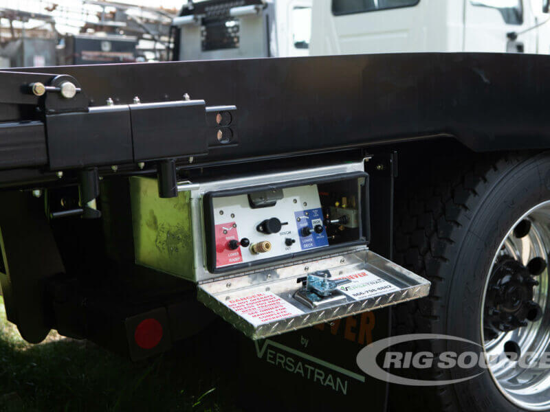 Versatran 20T Retriever Truck | Support Equipment