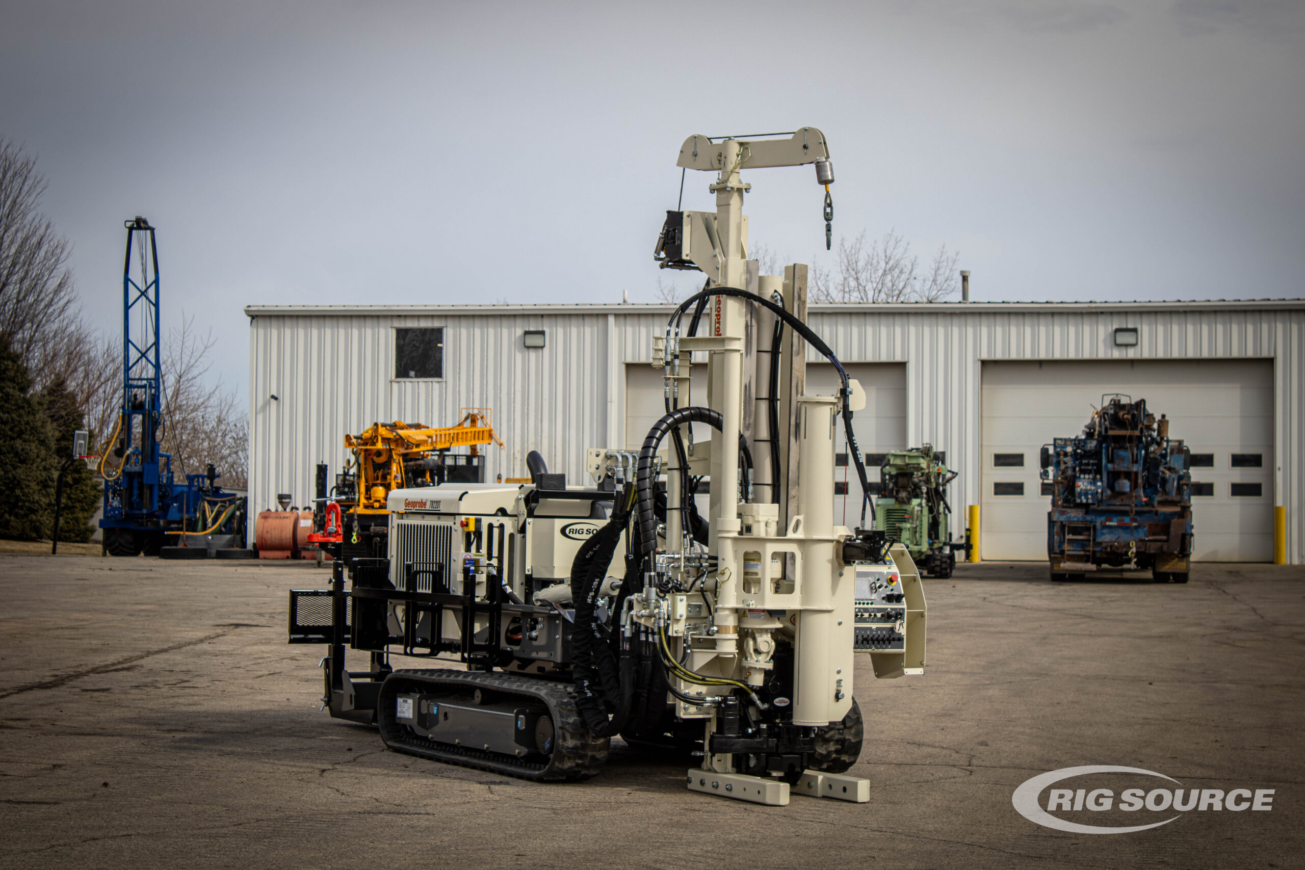 Geoprobe 7822DT 2-Speed | Small Track Mounted Drill Rig - Unit 26200