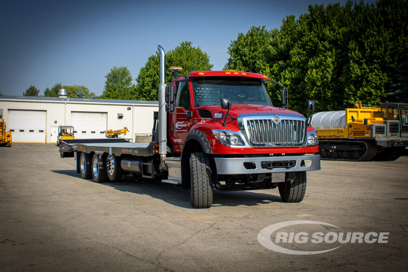 VersaTran Retriever Truck | Rig Source Hauler Truck